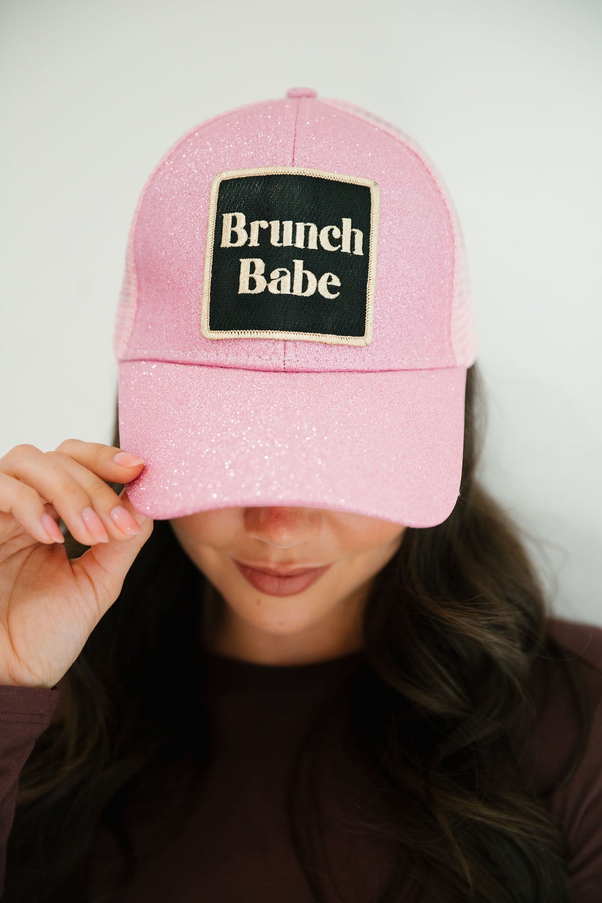 BRUNCH BABE PINK GLITTER HAT – Judith March